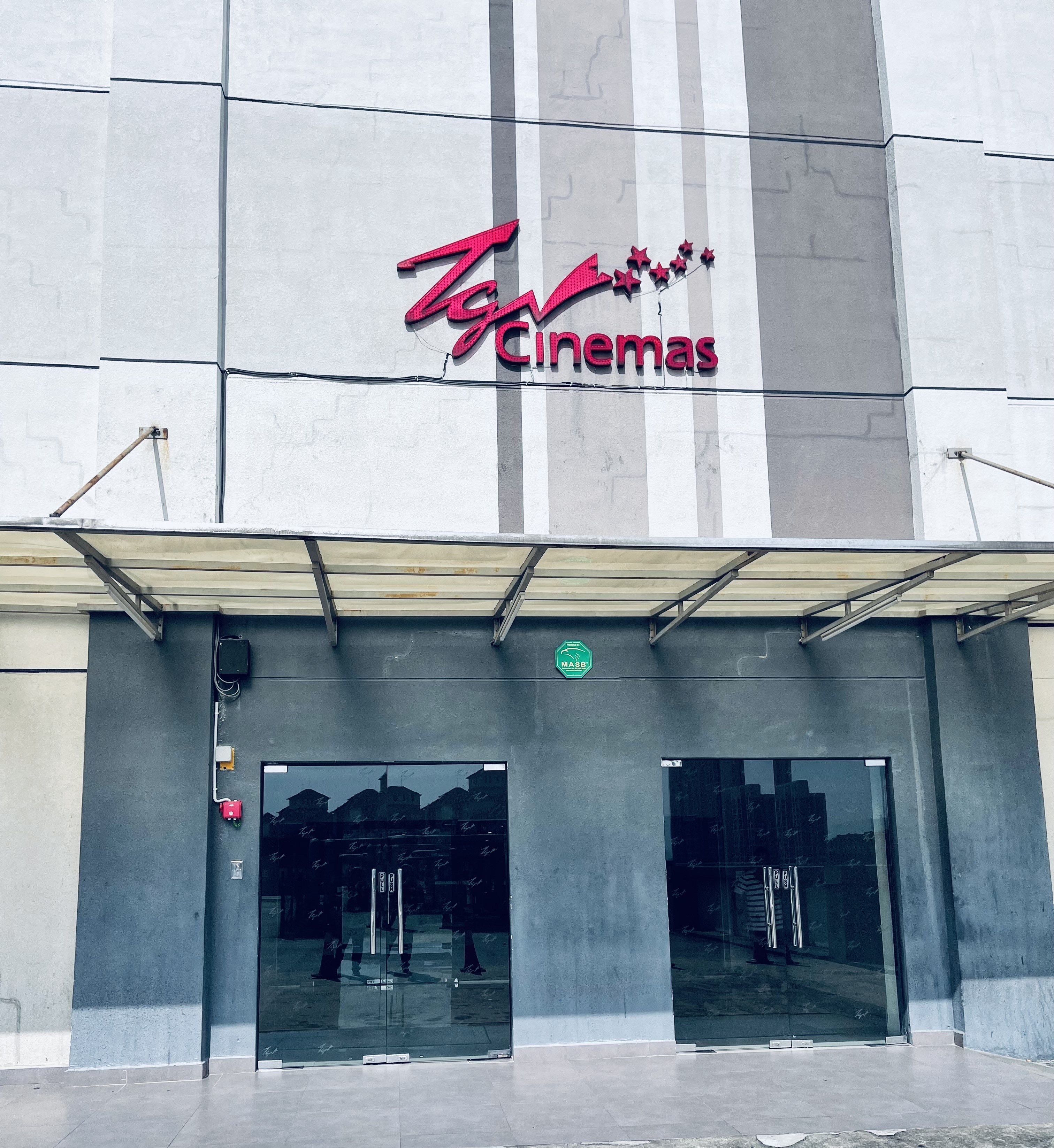 AEON MALL Metro Prima | Shopping Center